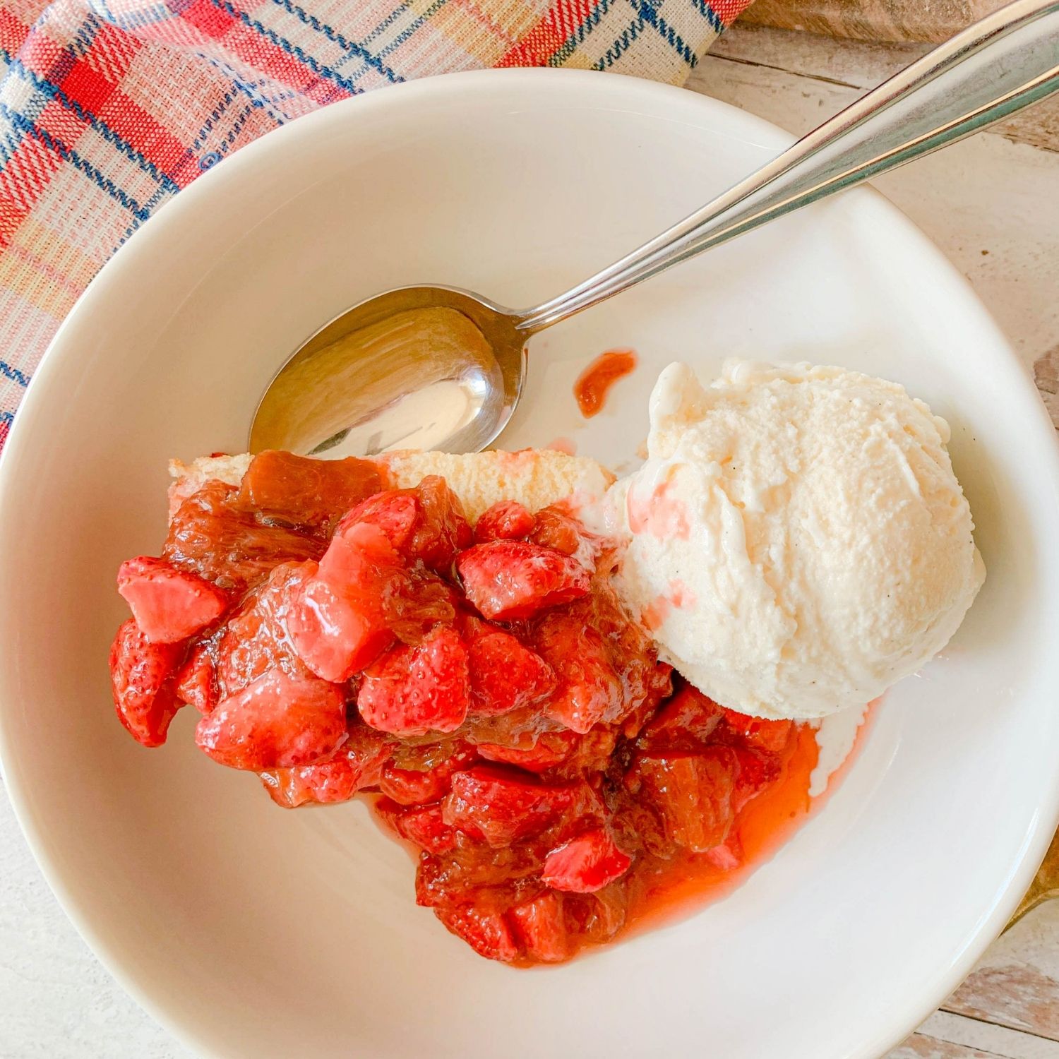 Simple Strawberry Rhubarb Sauce Recipe » Not Entirely Average